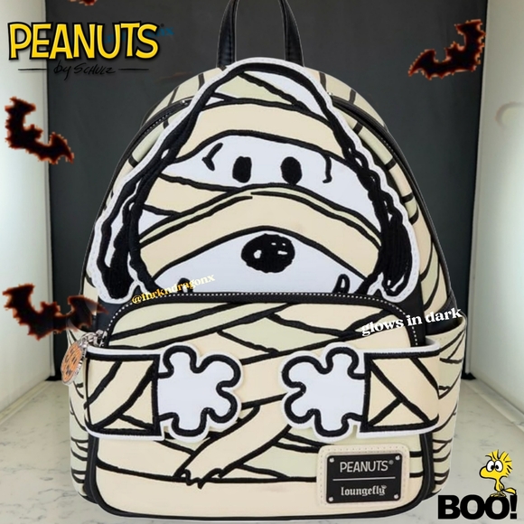 Peanuts | Accessories | Nwt Snoopy Peanuts Halloween Backpack Loungefly ...
